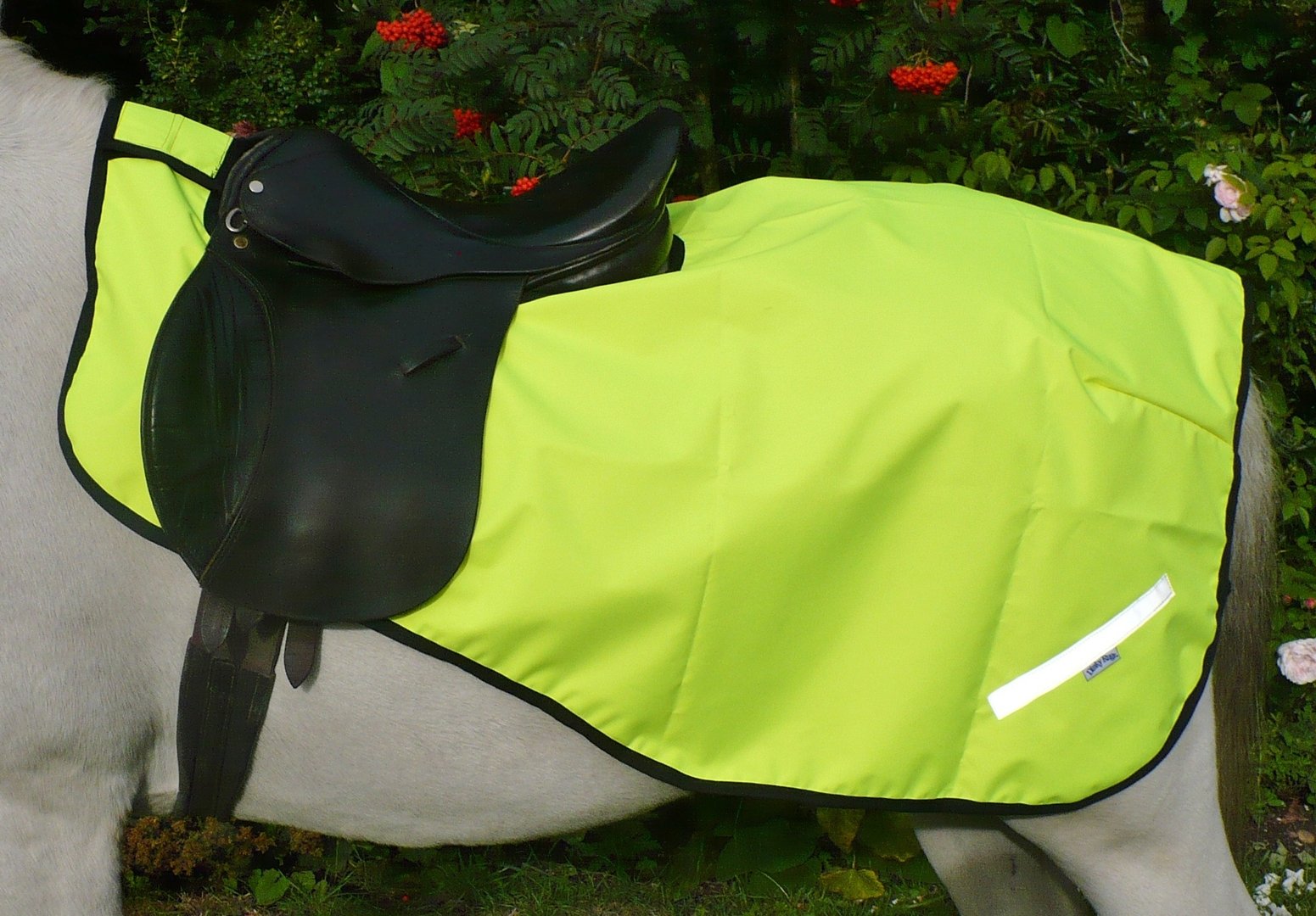 Dinky Classic Wrap-Around Exercise Sheet - fleece lined
